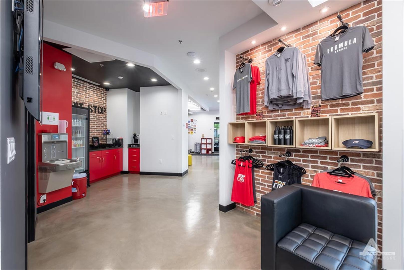 Formula running center | Interior Design Portfolio